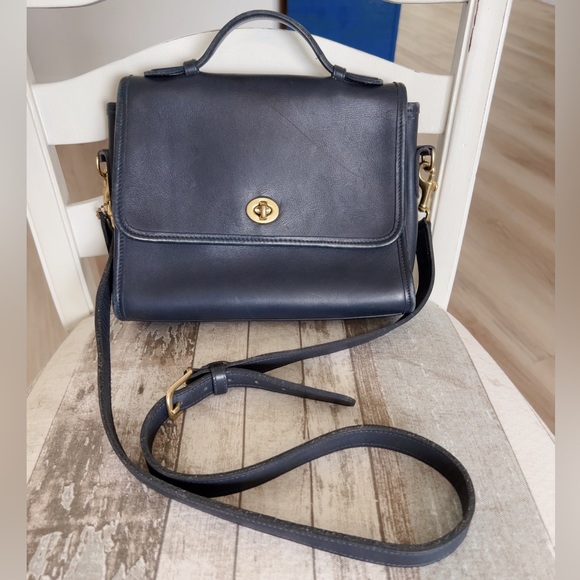 Coach | Bags | Vintage Coach Navy Circa 99s Crossbody | Poshmark